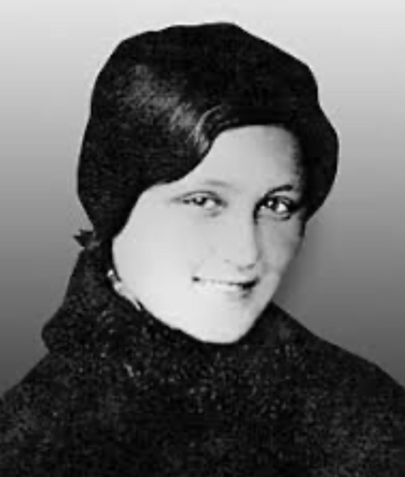 Dear Reader #31 – Hannah Howe